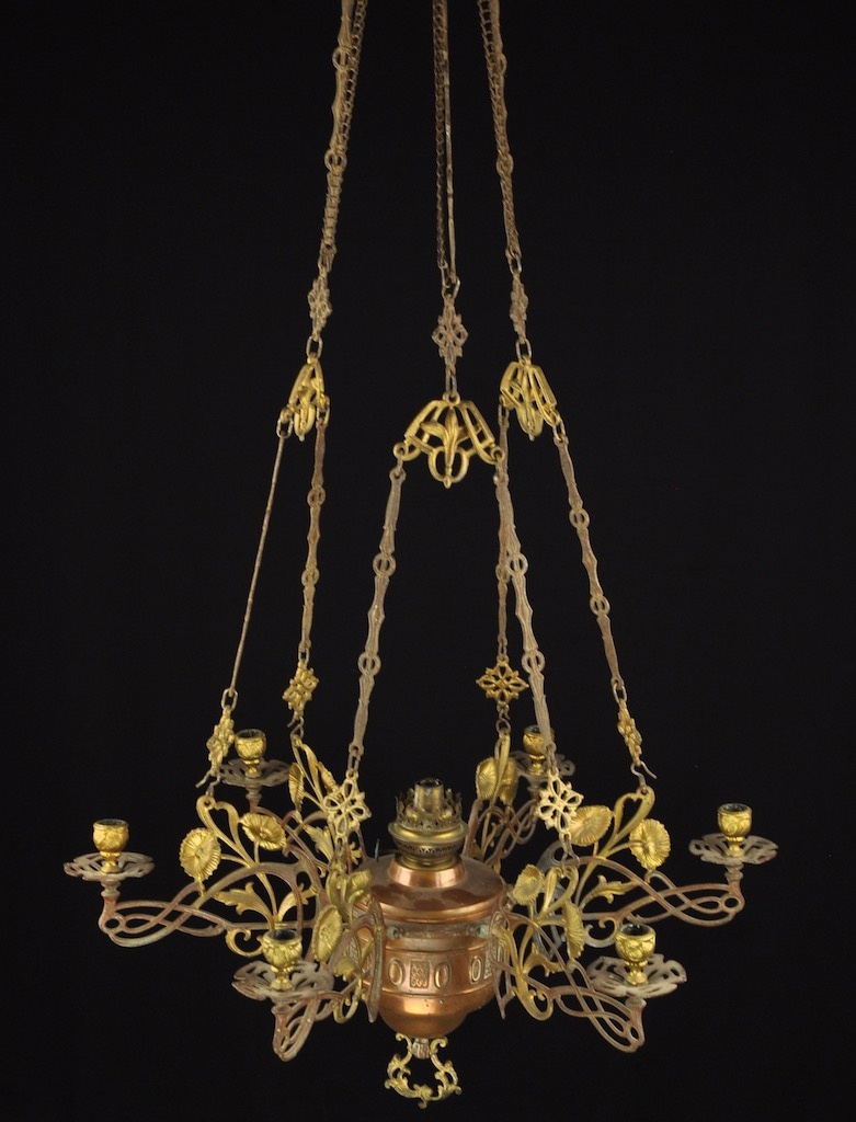 Art Nouveau had a ceiling light - Idla Antiik