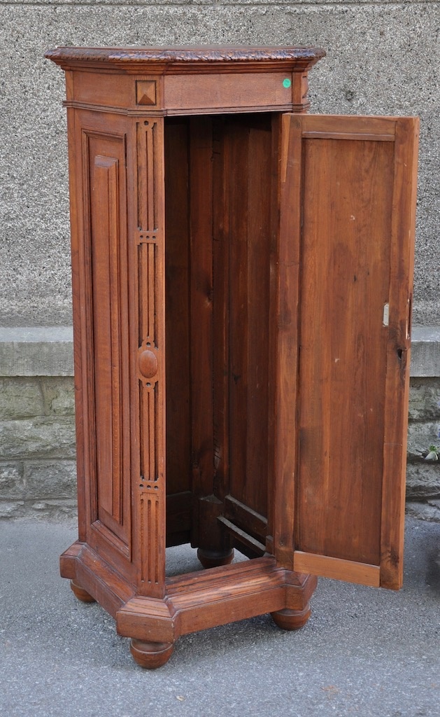 Vanaaegne kapp-postament - Idla Antiik